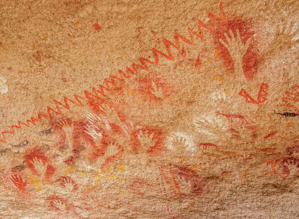 Cueva de las Manos, UNESCO World Heritage Site, Rio Pinturas Canyon ...