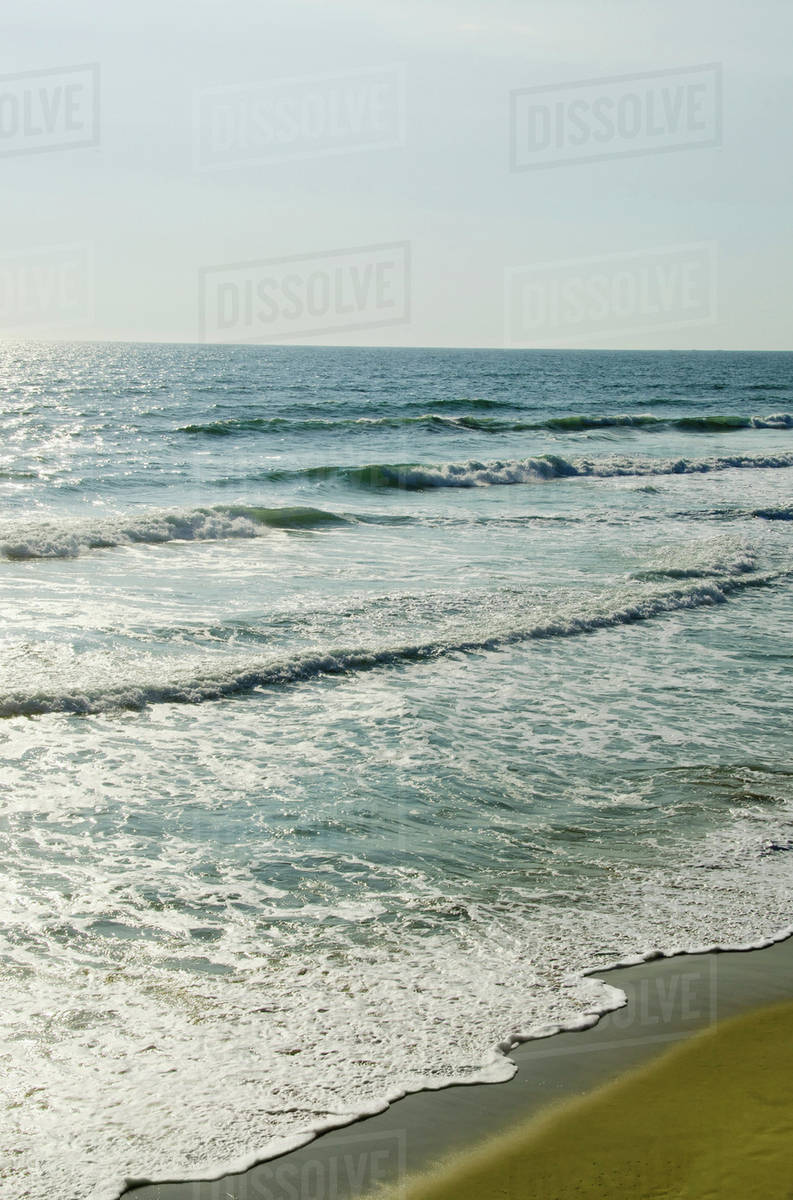 Outer Banks, water's edge - Stock Photo - Dissolve