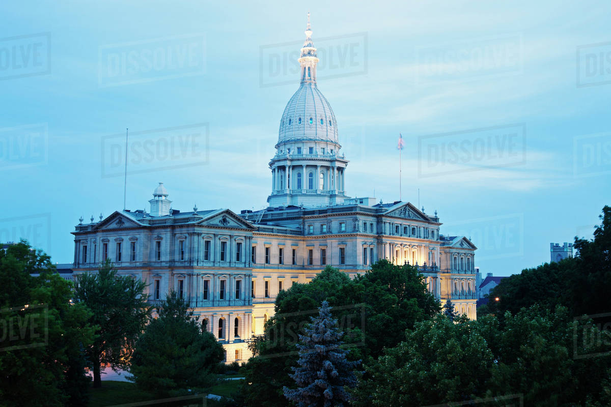 State Capitol Building - Royalty-free Stock Photo | Dissolve