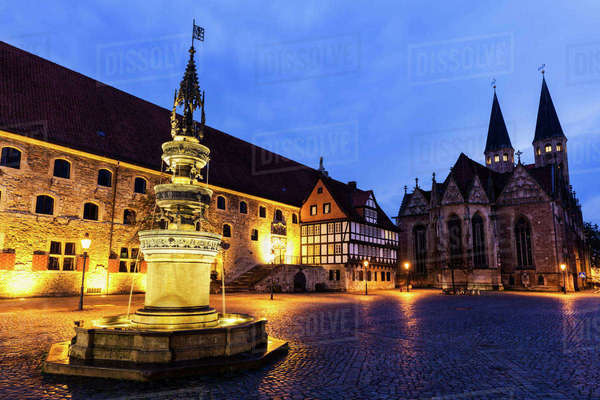 Fountain on Altstadtmarkt in Braunschweig Braunschweig (Brunswick ...