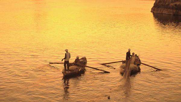 FootageBank | Dissolve