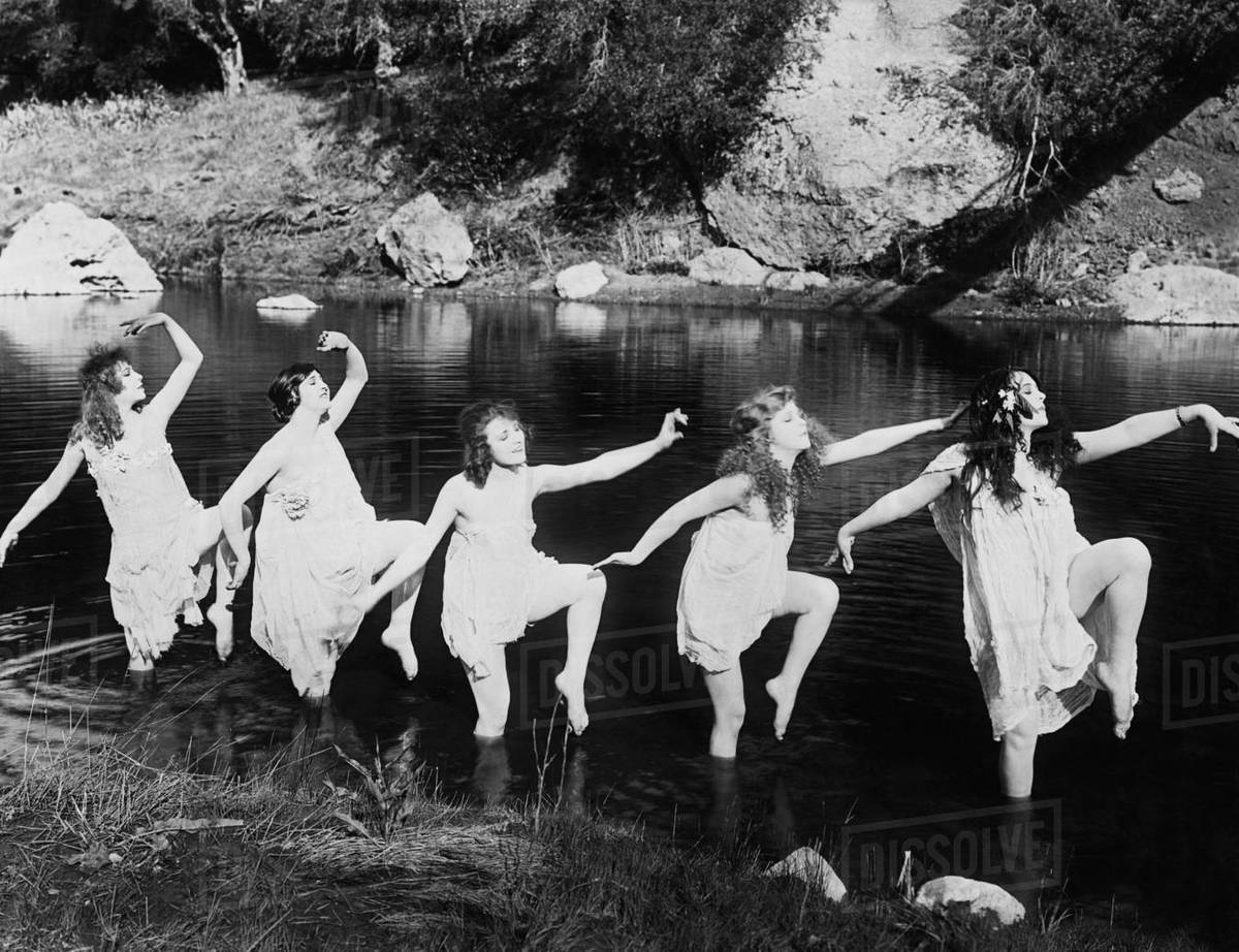 Water ballet - Stock Photo - Dissolve