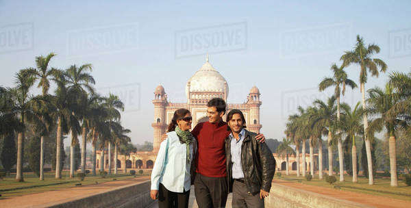 Indian family walking by Safdarjang's Tomb, Delhi, India - Royalty-free ...
