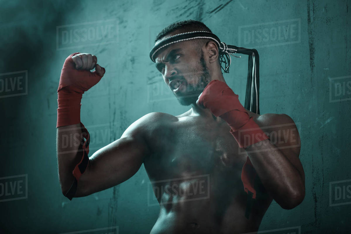 Aggressive young muay thai boxer training thai boxing, ultimate fight ...