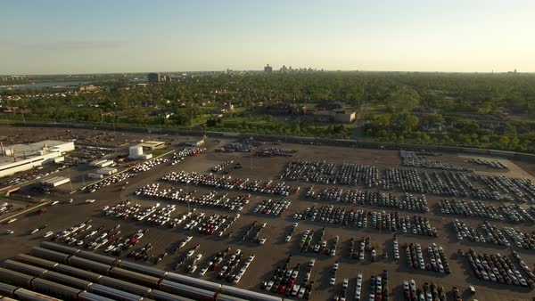 The Chrysler Jefferson North assembly plant and rail shipping lines ...