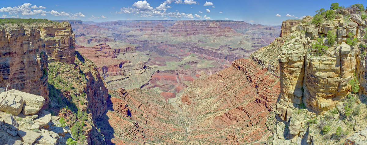 Zuni Point and Canyon east of Moran Point, Grand Canyon National Park ...
