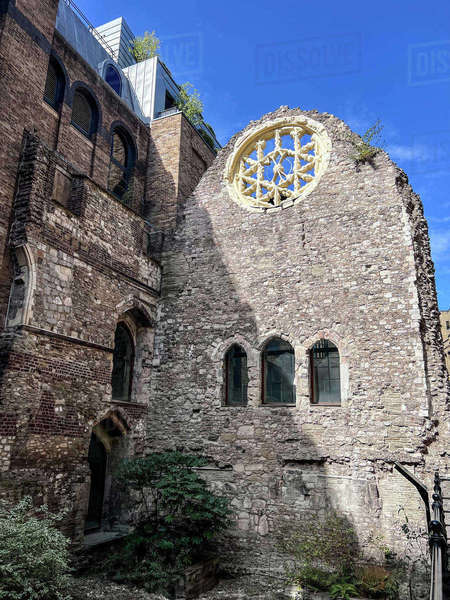 Rose Window on the west gable of The Great Hall, Winchester Palace ...