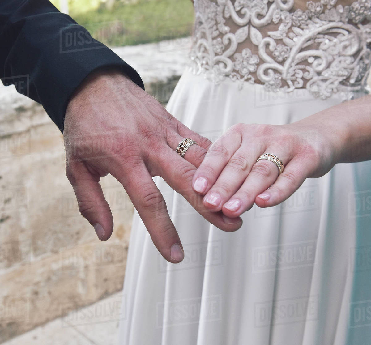 Close-up of bride and groom's wedding rings - Royalty-free Stock Photo ...