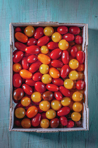 Box of cherry tomatoes - Royalty-free Stock Photo | Dissolve