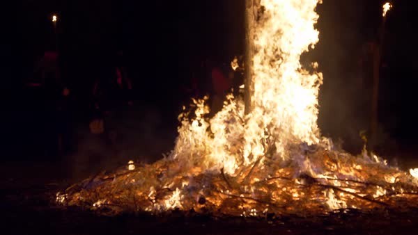 Witches dancing near a bonfire during “Giubiana” in Canzo, Italy - 4K ...