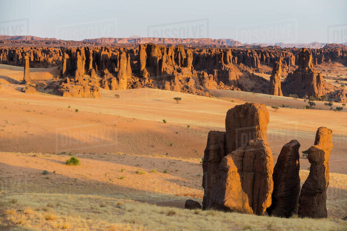 View over the beautiful scenery of the Ennedi Plateau, UNESCO World ...