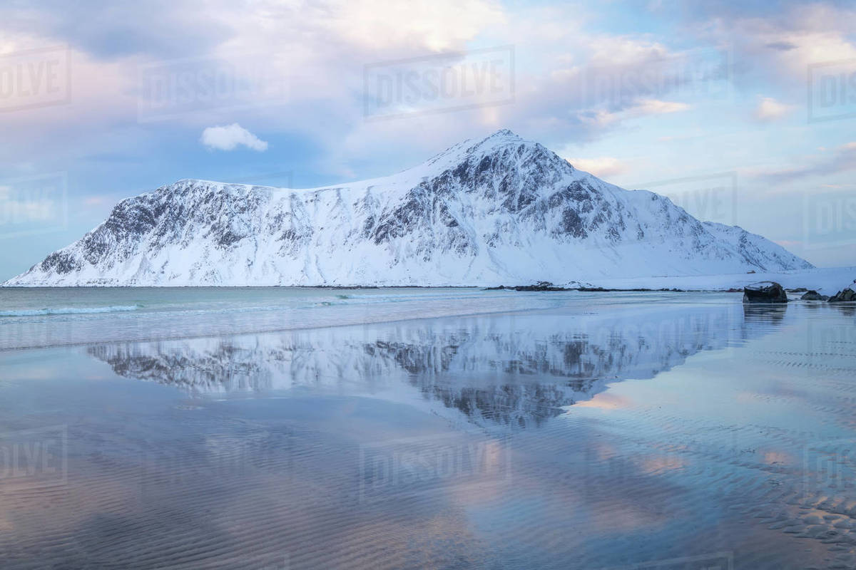 Skagsanden (Flakstad) Beach, Lofoten Islands, Nordland, Norway, Europe ...