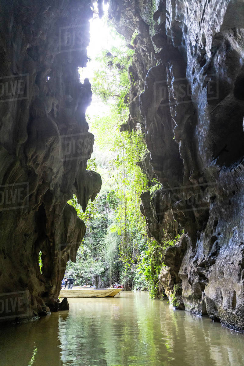 Cueva del Indio (Indian Cave), Vinales, UNESCO World Heritage Site ...