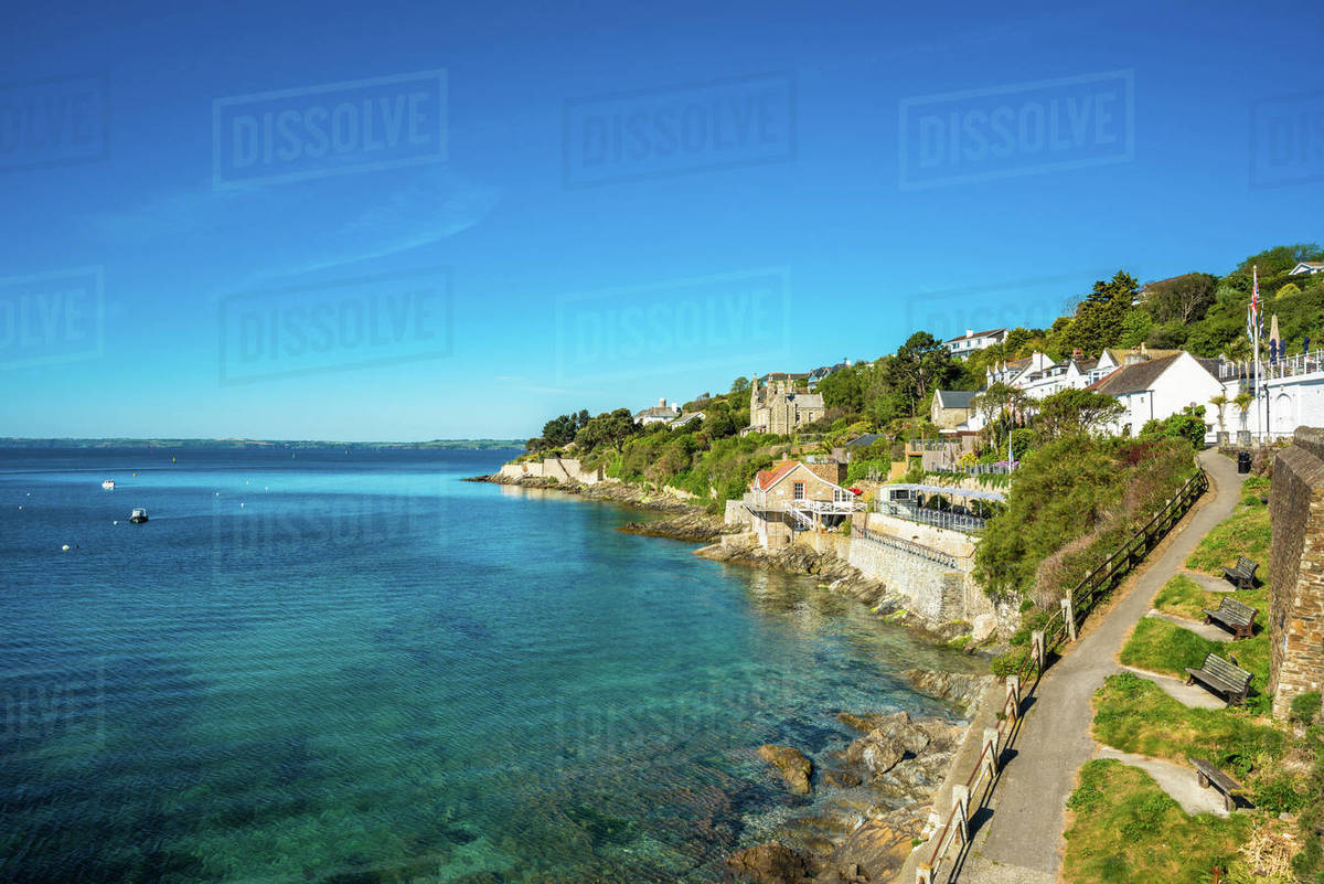 The seafront at the scenic village of St. Mawes, Cornwall, England ...