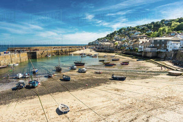 The picturesque fishing village of Mousehole, Cornwall, England, United ...