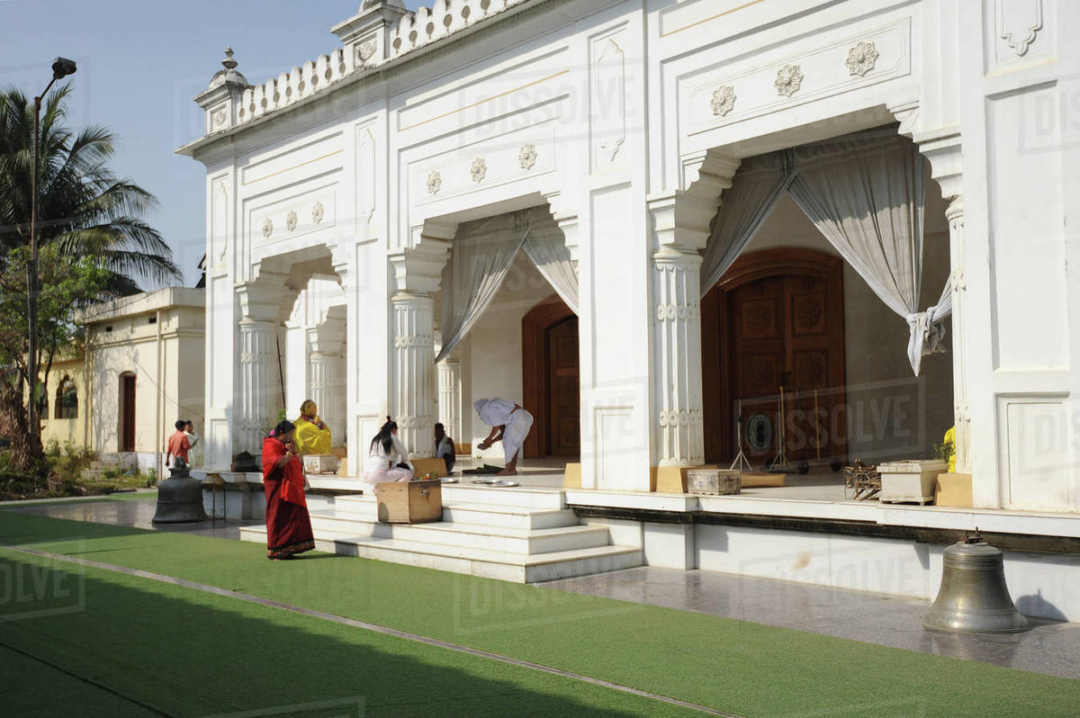 Worshippers at the Shree Govindaji Hindu temple originating from 1846 ...