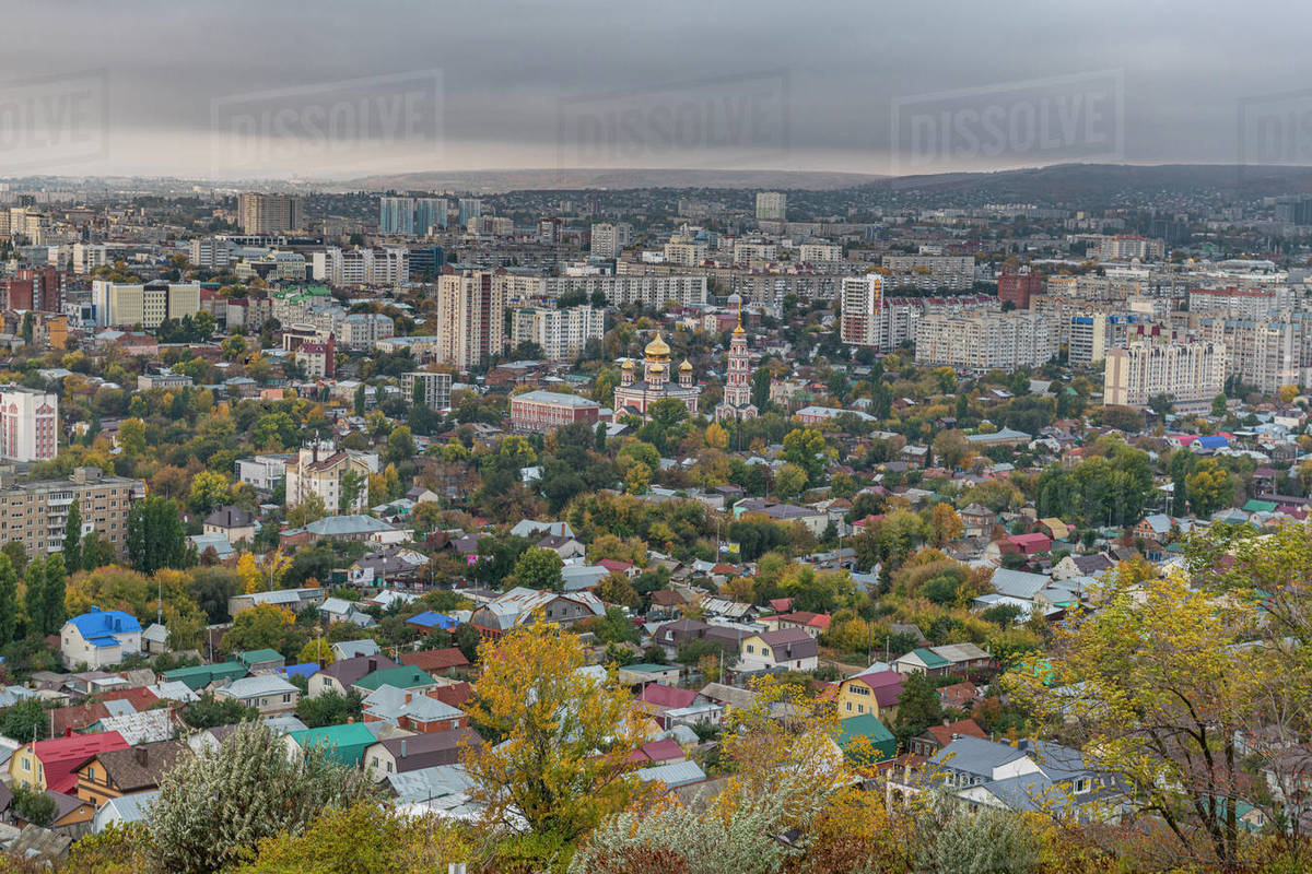 View over Saratov from the Sokolovaya Gorapark, Saratov, Saratov Oblast ...