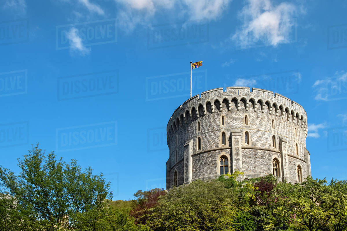 The round Norman Keep (Round Tower) in Windsor Castle with the Queen's ...