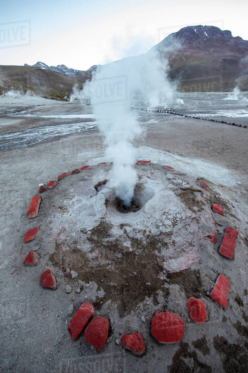 Geysers del Tatio (El Tatio), the third largest geyser field in the ...
