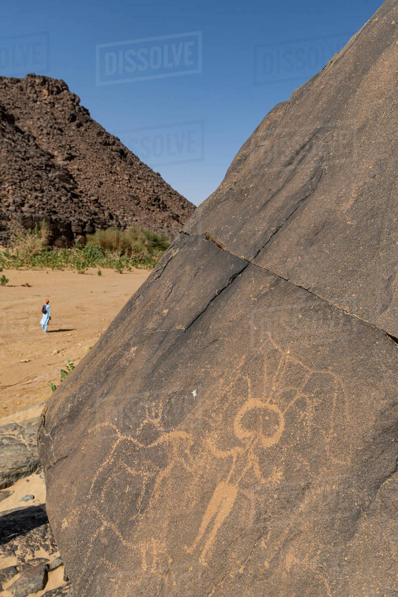 Prehistoric rock carvings, Arakao, Tenere Desert, Sahara, Niger, Africa ...