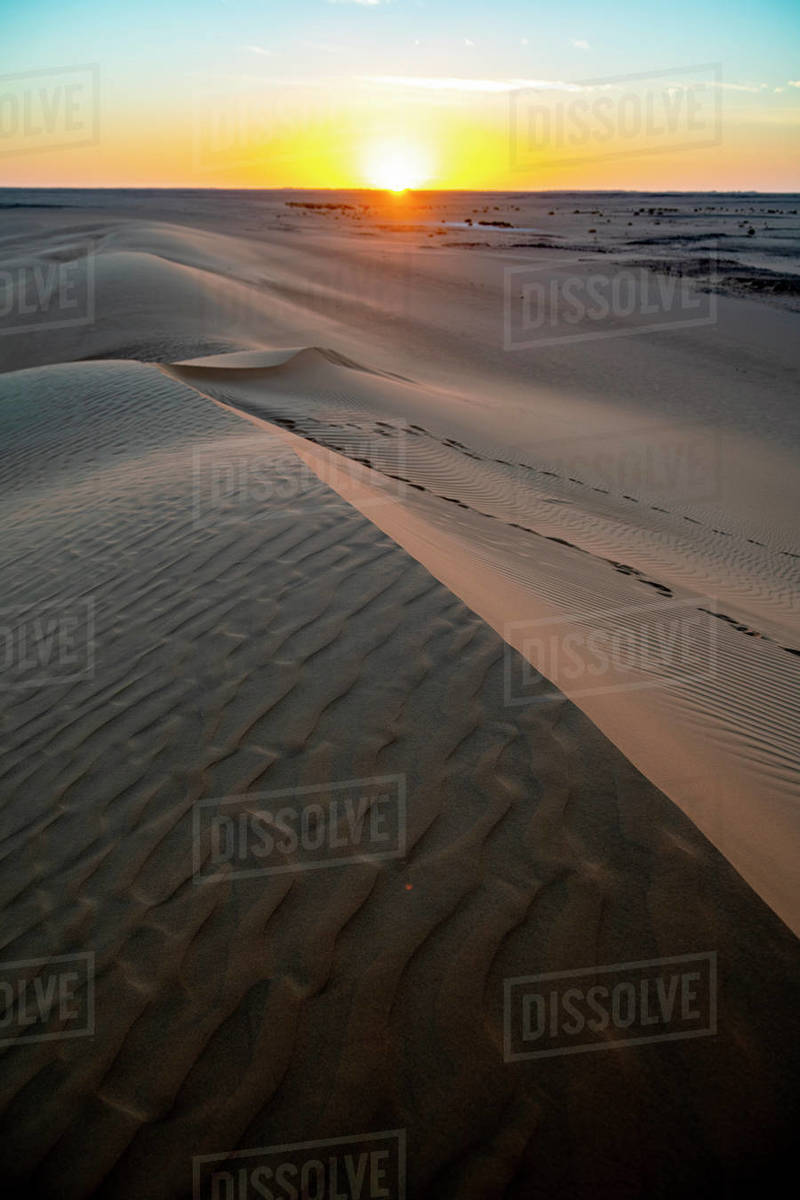 Sunset over the sand dunes, Djado Plateau, Sahara, Niger, Africa ...