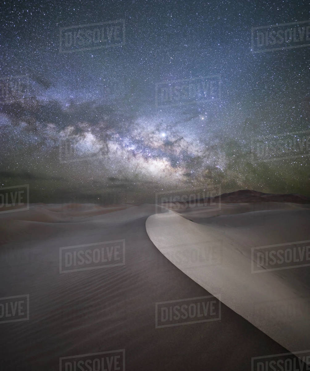 Milky way shot over sand dunes of Sahara Desert, Merzouga, Morocco, North Africa, Africa ...