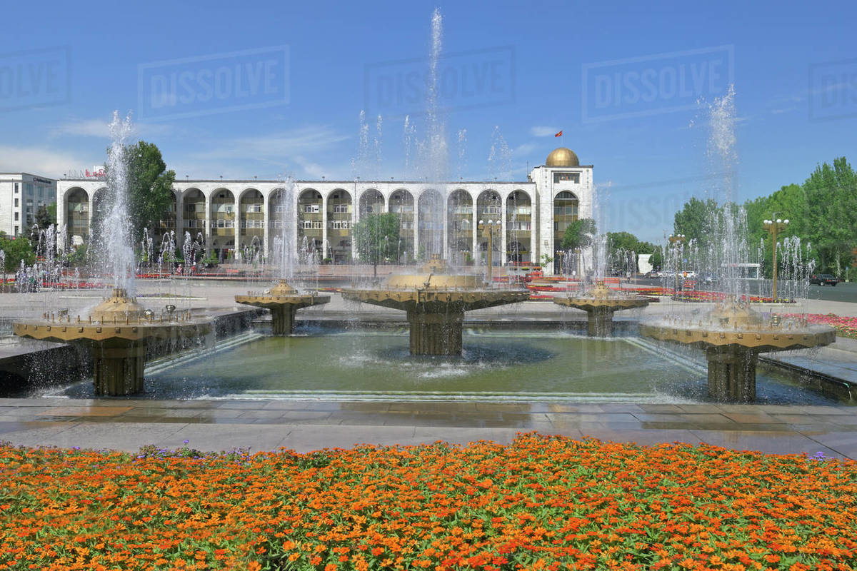 Fountain on the Ala-Too square, Bishkek, Kyrgyzstan, Central Asia, Asia ...