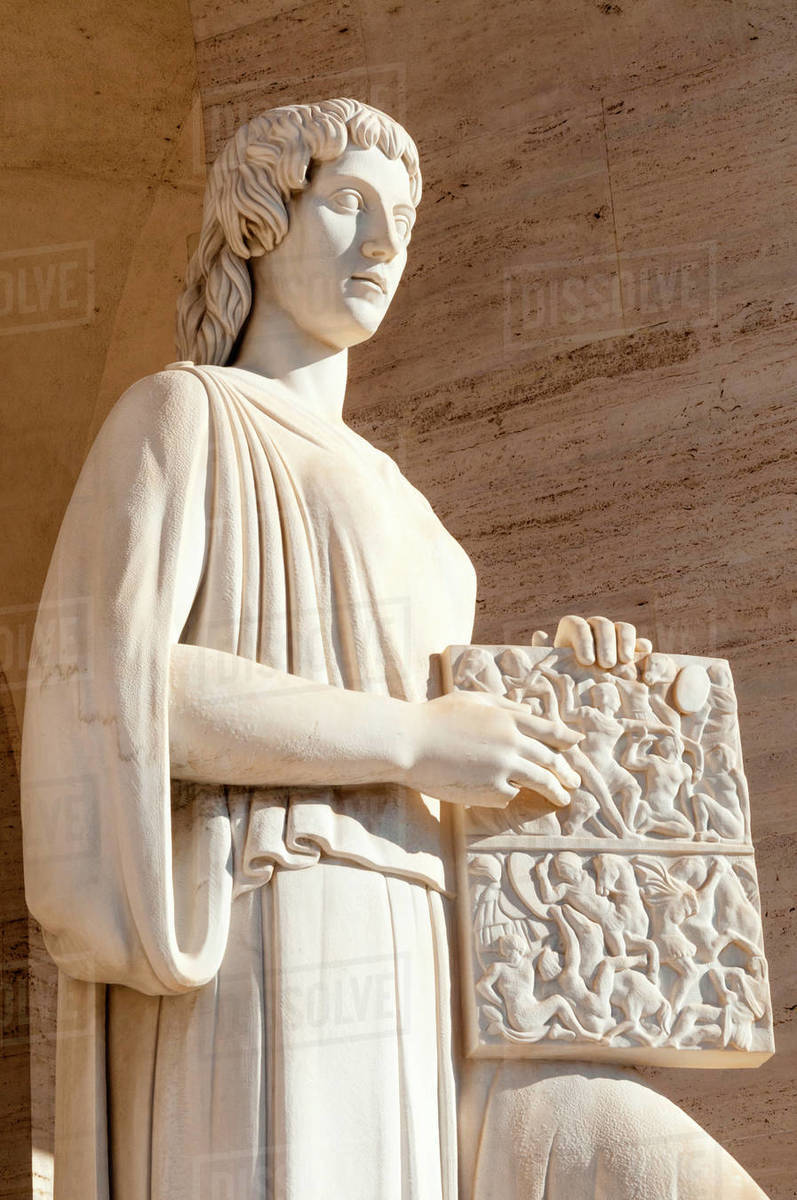 Statue at Palazzo della Civilta Italiana (Palazzo della Civilta del ...