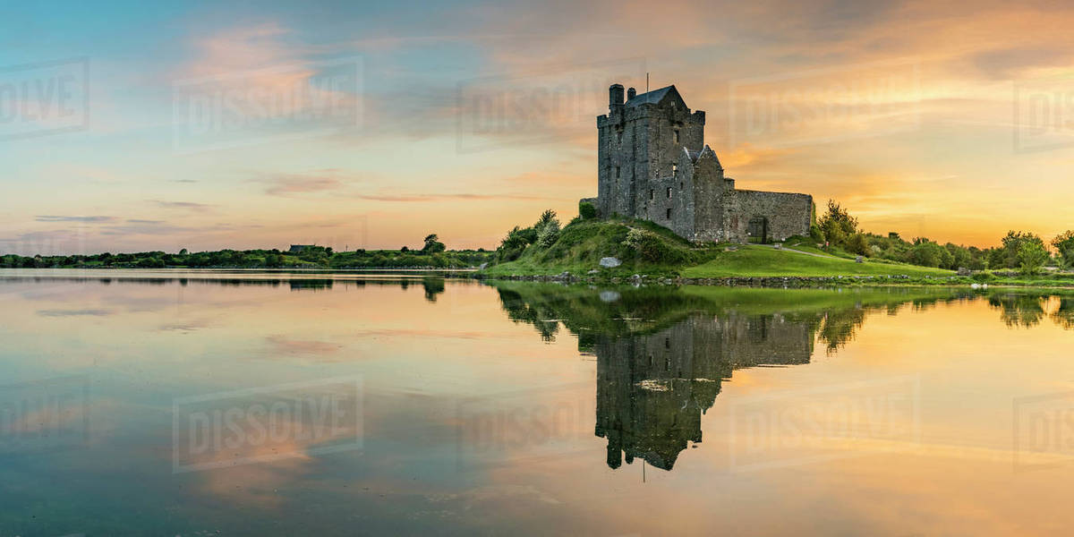 Dunguaire Castle, County Galway, Connacht province, Republic of Ireland ...