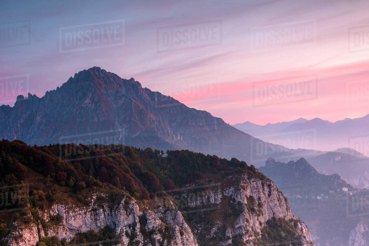 Grigna meridionale at sunrise seen from Monte Coltignone, Lecco ...