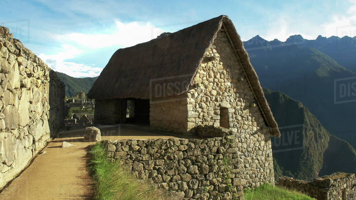 The exterior of a reconstructed hut at Peru's Inca city of Machu Picchu ...
