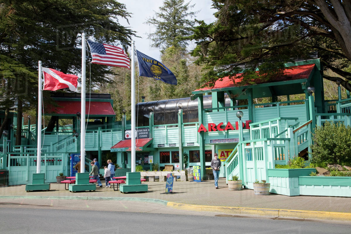 Oregon, Oregon Coast, Newport, historic Bayfront area, the Arcade ...