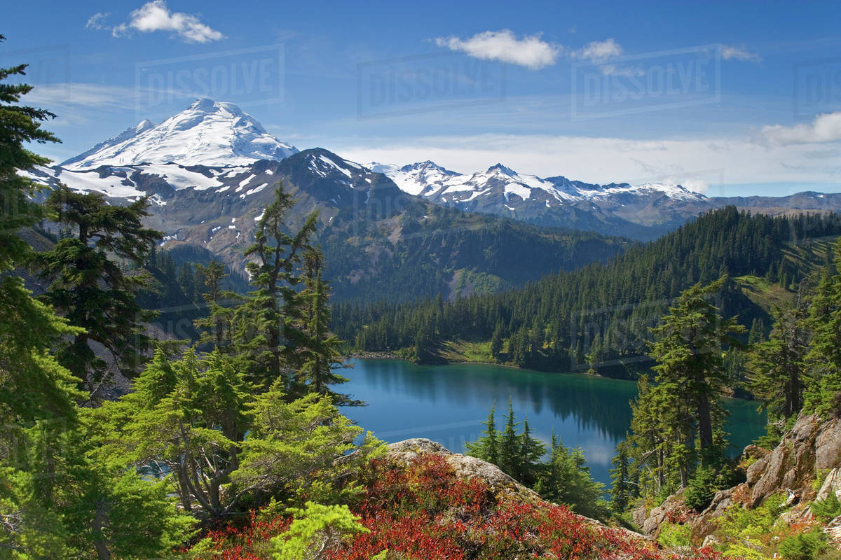 USA, Washington, Mount Baker Wilderness, Cascade Mountains. View of Iceberg Lake and Mount Baker ...