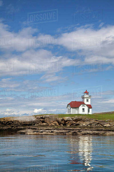 USA, Washington, San Juan Islands. View of Patos Island Lighthouse ...