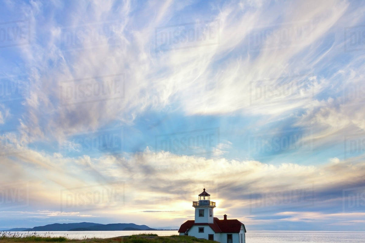 USA, Washington, San Juan Islands. Sunset on Patos Island Lighthouse ...
