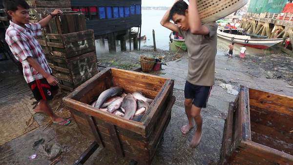 Yangon, Myanmar, Fish market and workers - HD Rights-managed Stock ...