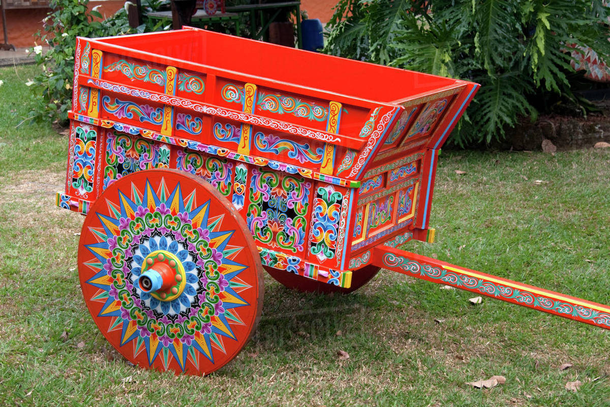 Carretas are elaborately painted oxcarts in the city of Sarchi Norte ...
