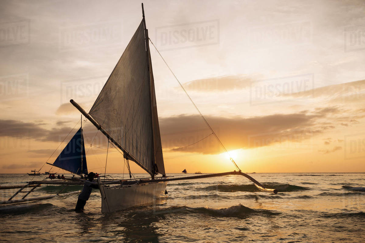 'Paraw' Boats at White Beach, Boracay, The Visayas, Philippines ...