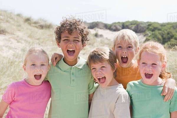 Portrait of friends shouting - Royalty-free Stock Photo | Dissolve