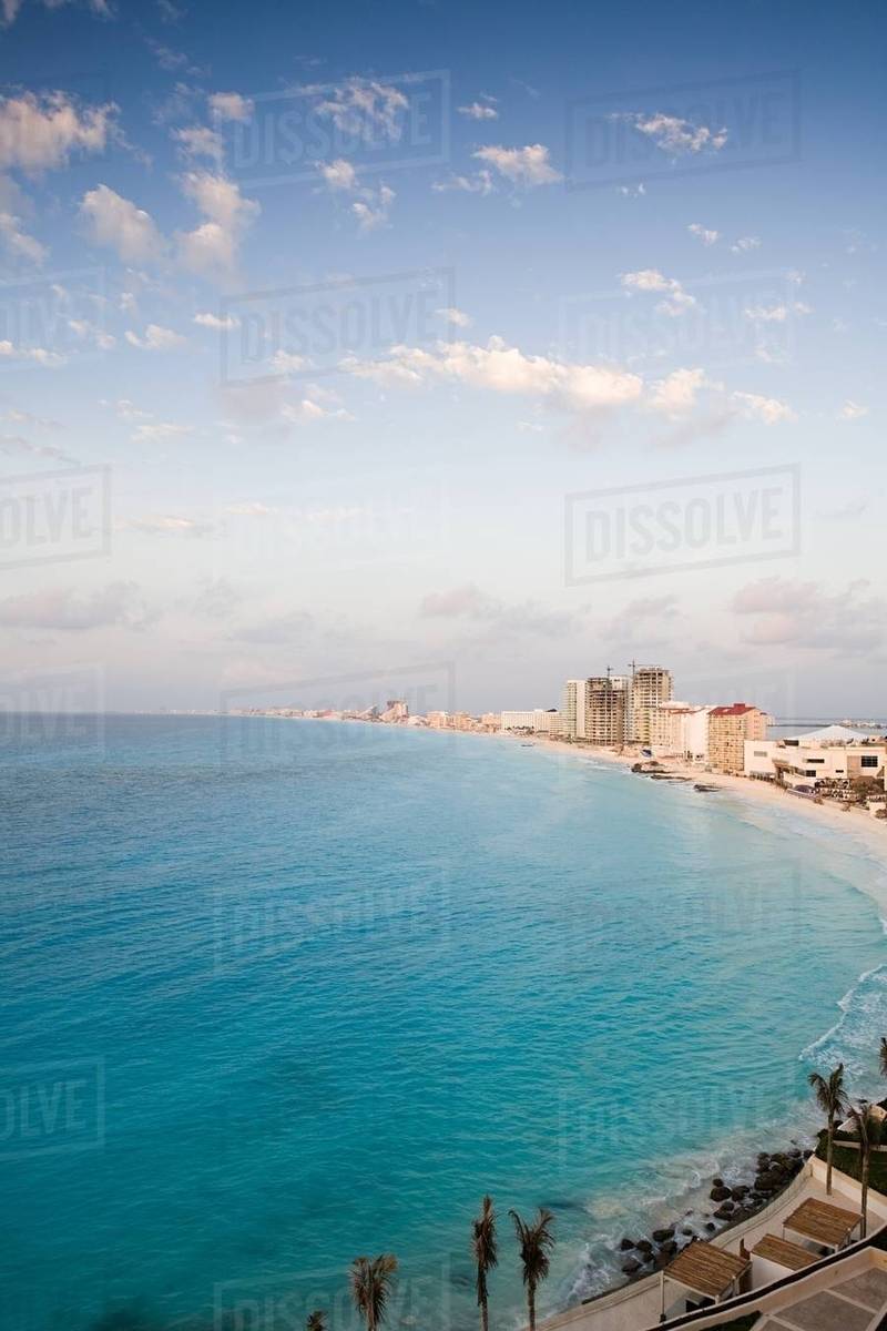 Cancun coast - Royalty-free Stock Photo | Dissolve