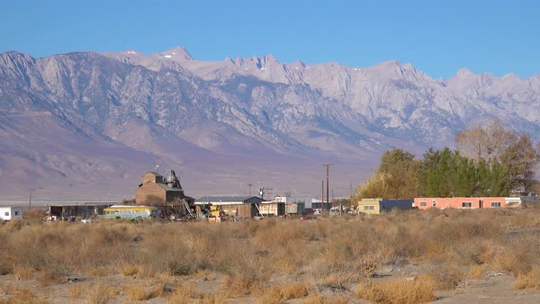 2019 - a small run down town Keeler California in owens Valley houses ...
