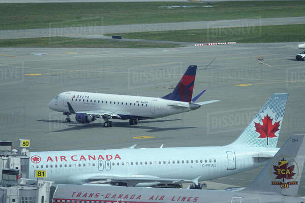 VANCOUVER INTERNATIONAL AIRPORT, CANADA, MARCH 2018: CLOSE UP Big ...