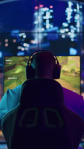 Vertical Screen: Back of the Head Shot of an African American Gamer ...