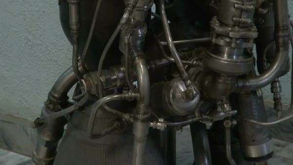 Reactive solid rocket motor. Devices and mechanisms of the rocket ...