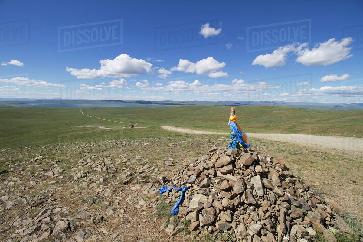 Ovoo overlooking Ugii Lake, Arkhangai Province, Mongolia - Royalty-free ...