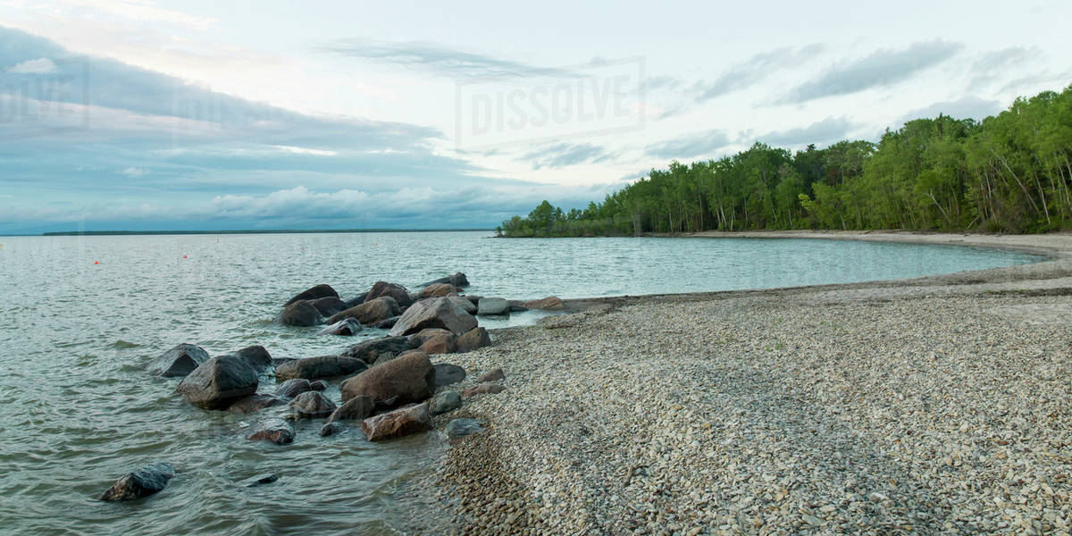 The rocky beach of Lake Winnipeg in Hecla-Grindstone Provincial Park ...