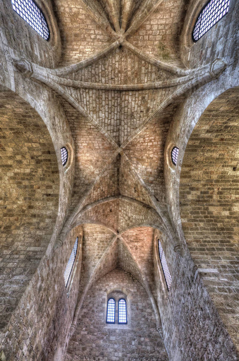 Interior of Our Lady of the Castle Church (Byzantine Art Museum), Old ...