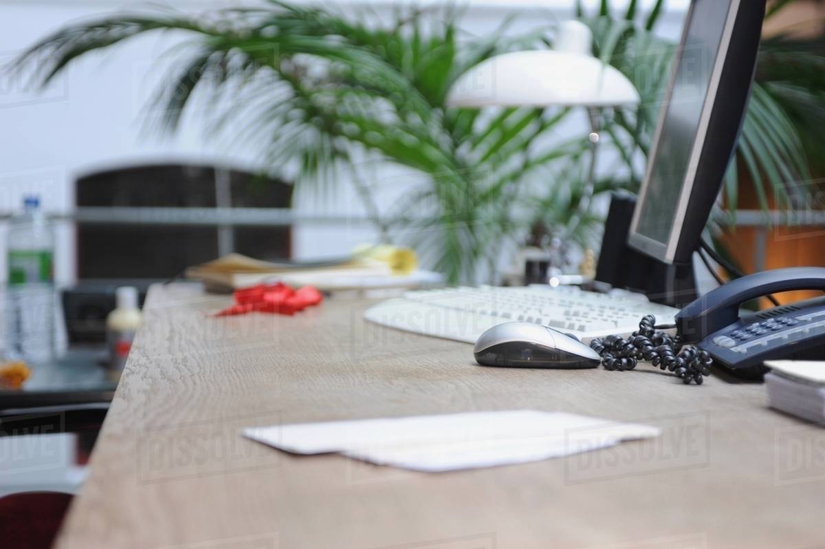 Empty desk in office - Royalty-free Stock Photo | Dissolve