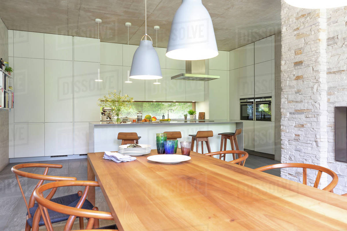 Modern open plan kitchen and dining room - Royalty-free Stock Photo ...